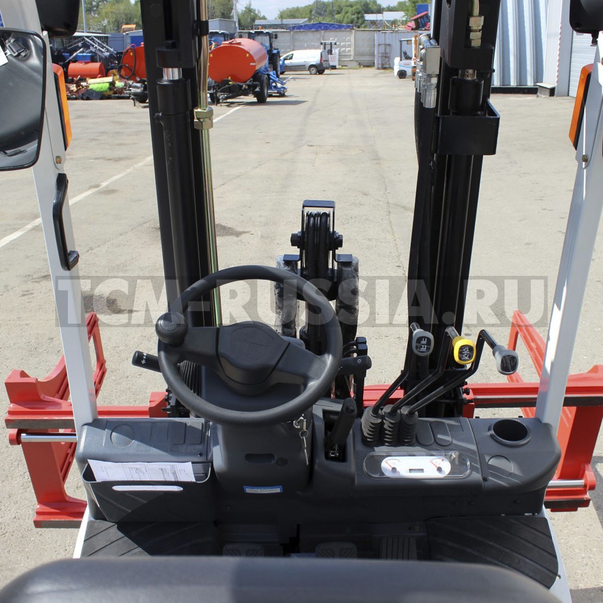 Бензиновый погрузчик TCM FG25T3 грузоподъемность 2,5 тонны